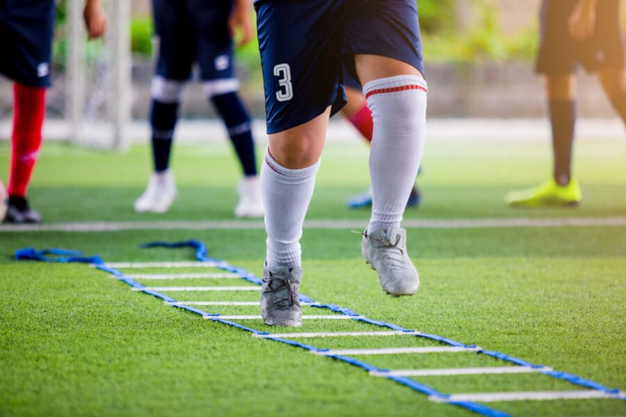 The Karaoke Exercise: Benefits And How to Do - Fitness